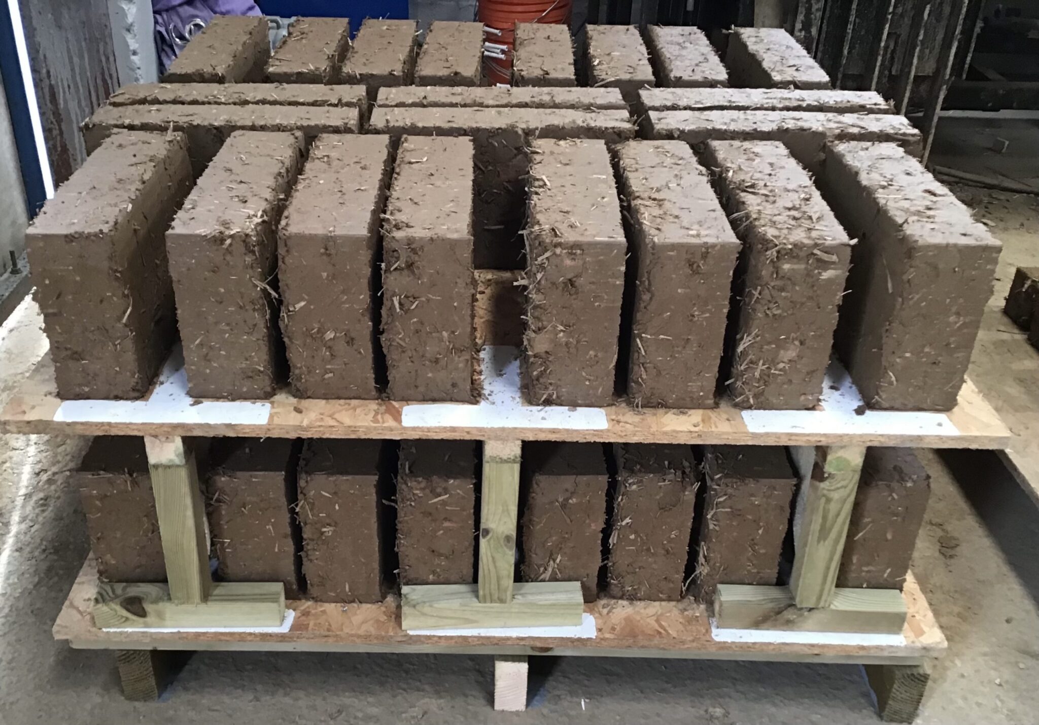 Earth Blocks and Earth Bricks - Earth Blocks UK