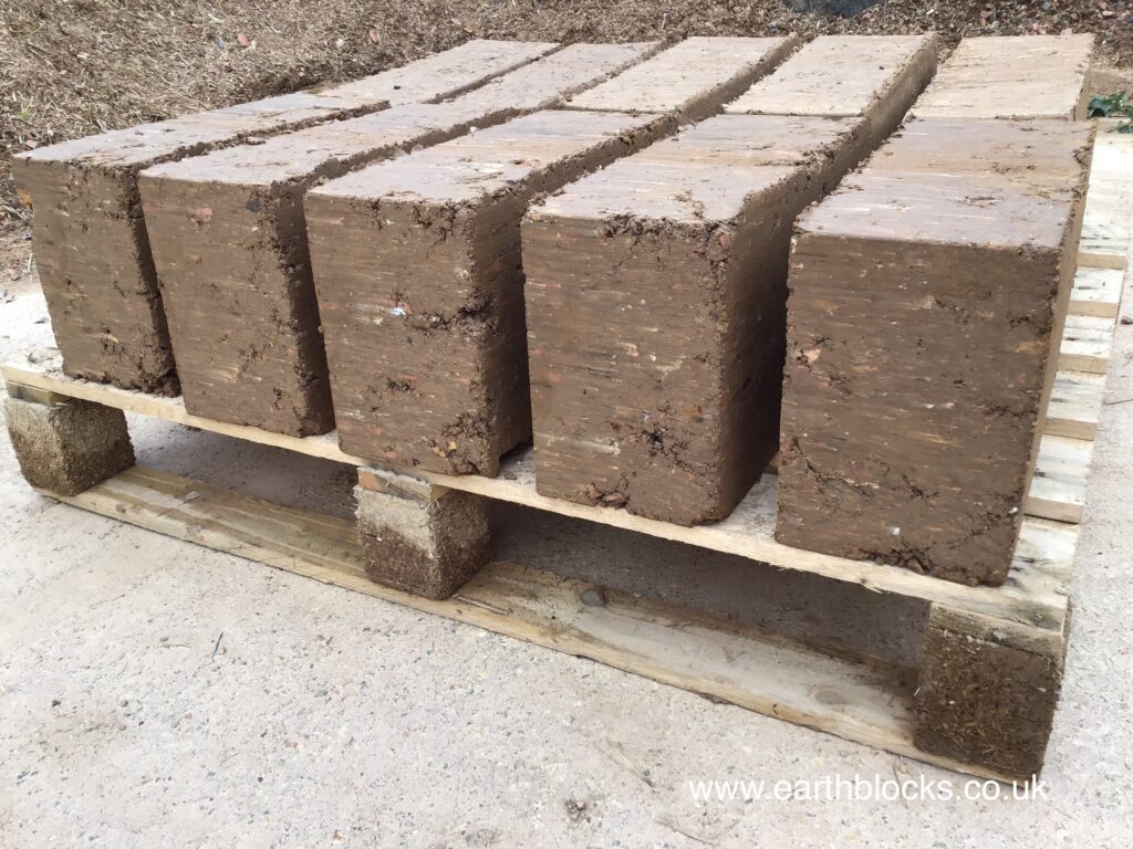 Earth Blocks and Earth Bricks – Earth Blocks UK