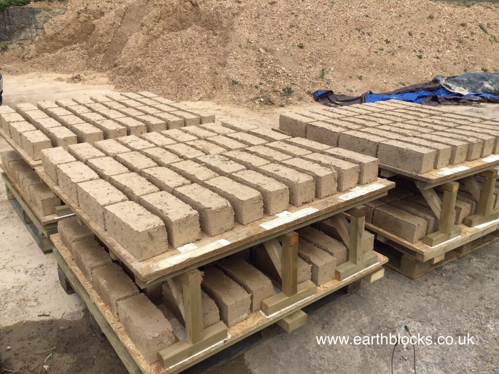 Earth Blocks and Earth Bricks – Earth Blocks UK
